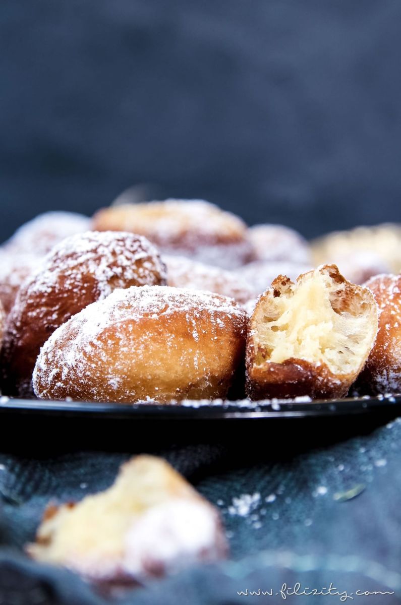 Fasching-Rezept: Mini-Krapfen - Berliner ohne Füllung | Filizity.com ...